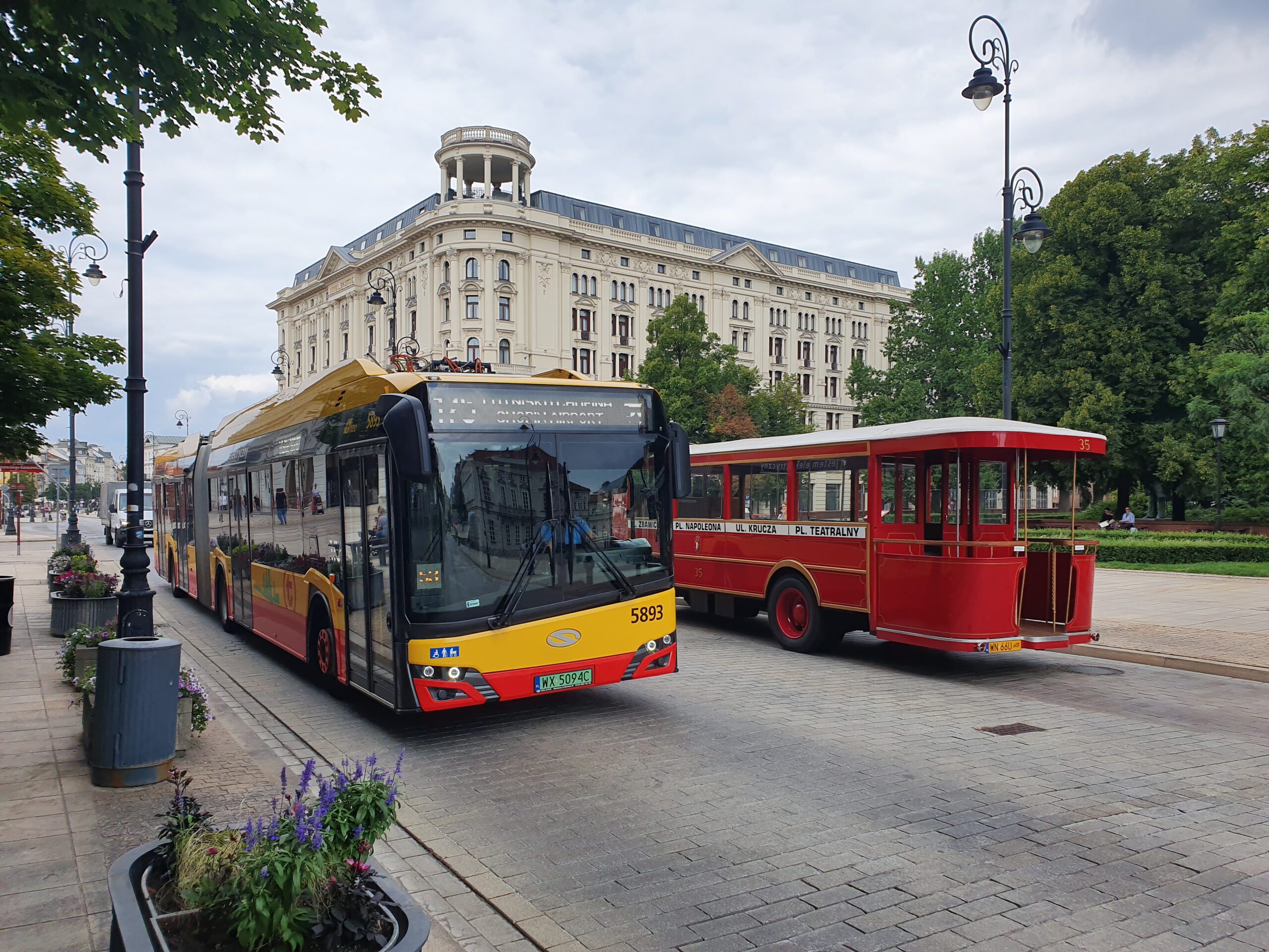 O MZA - Miejskie Zakłady Autobusowe w Warszawie